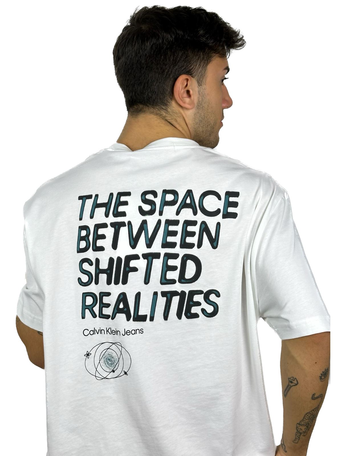 Camiseta Calvin Klein SPACE BLANCA – Maravilla Tiendas